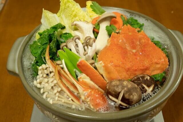 カニ鍋は昆布だしで素材の旨さ引き立つ!レシピやアレンジ方法も紹介